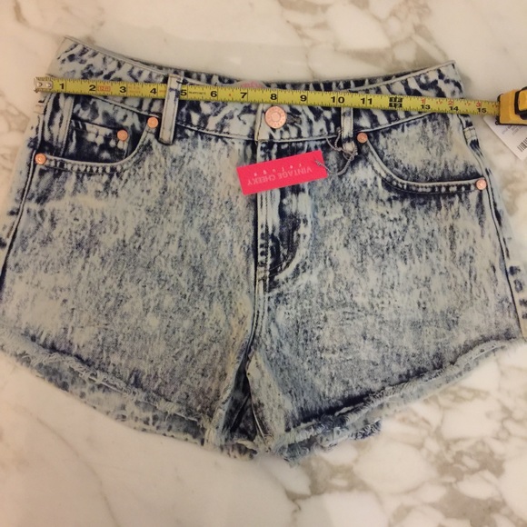 Refuge Shorts Nwt Refuge Denim Shorts 4 Poshmark
